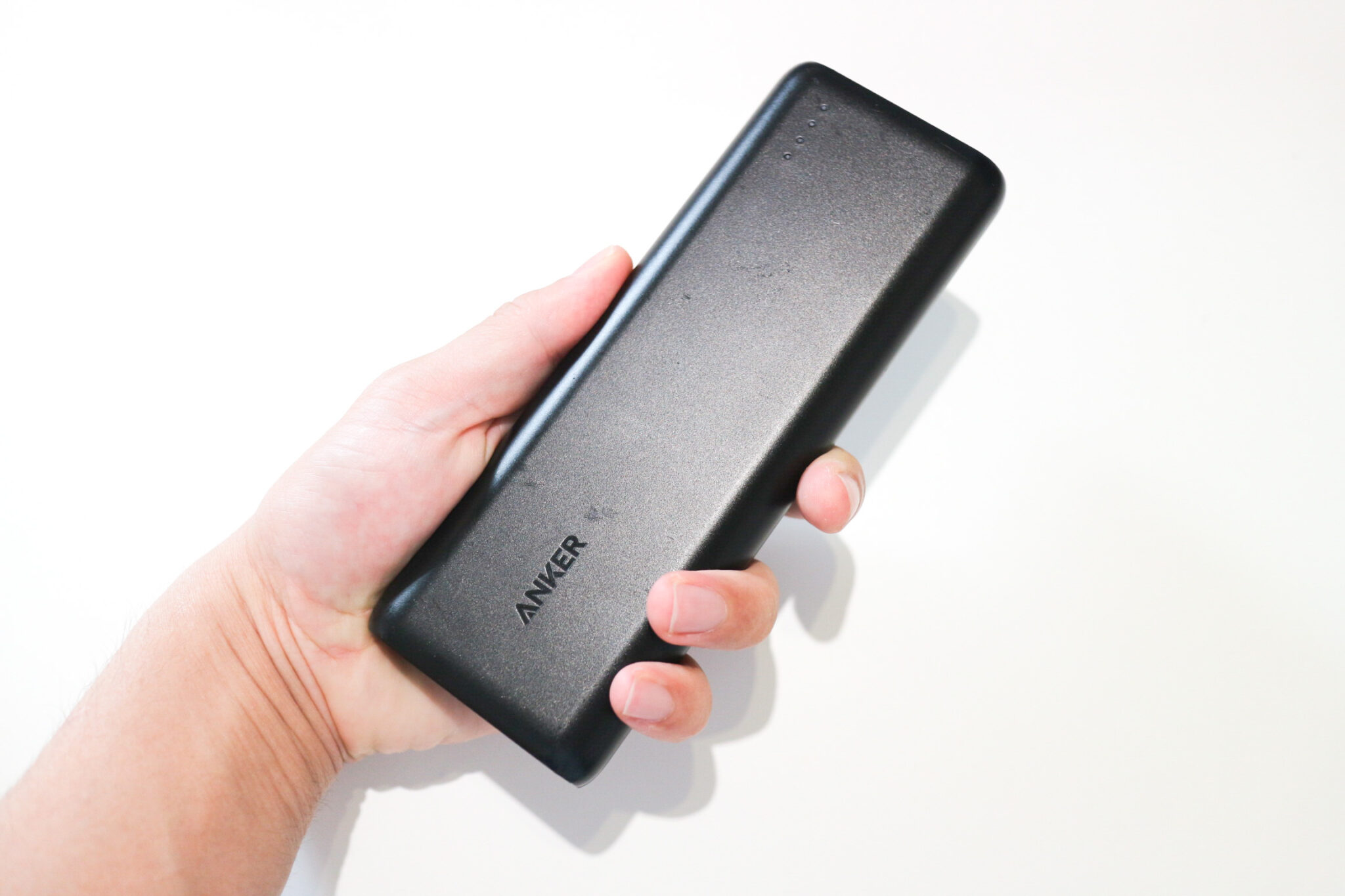 Anker PowerCore 20100を2年間使ったレビュー｜持っておきたい非常用 | ガジェラッシュ
