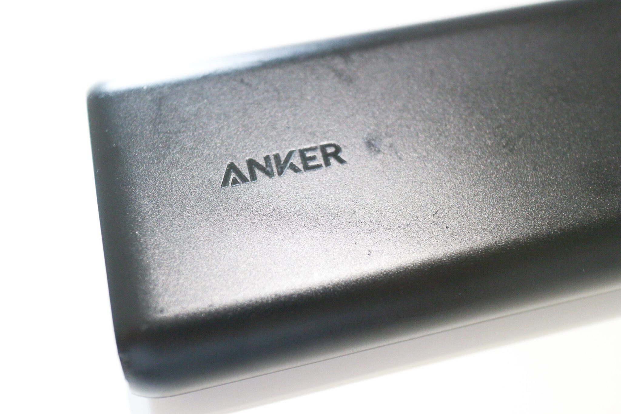 Anker PowerCore 20100を2年間使ったレビュー｜持っておきたい非常用 | ガジェラッシュ