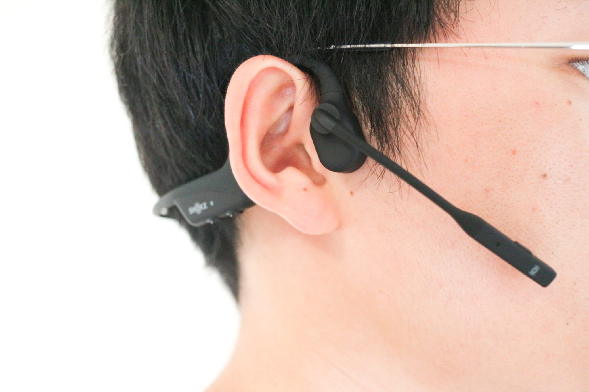 Shokz OpenComm 2レビュー｜OpenCommと比較・違いを解説 | ガジェラッシュ